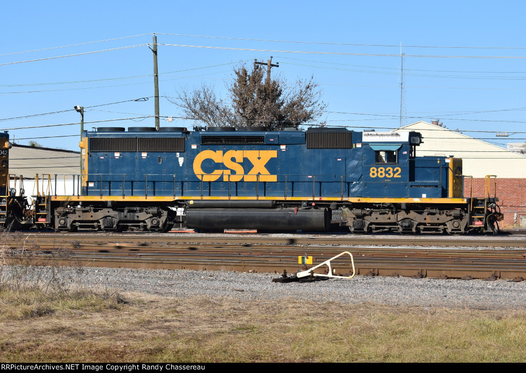 CSX 8832